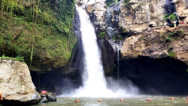 Bali Blue Lagoon Snorkeling and Waterfall Tour - Safe Bali Driver
